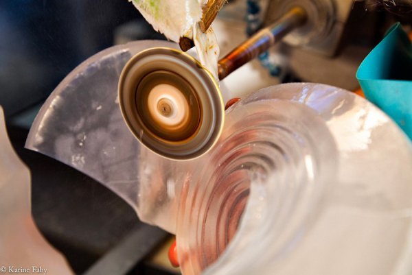 LE POLISSAGE DU CRISTAL | Vessière Cristaux