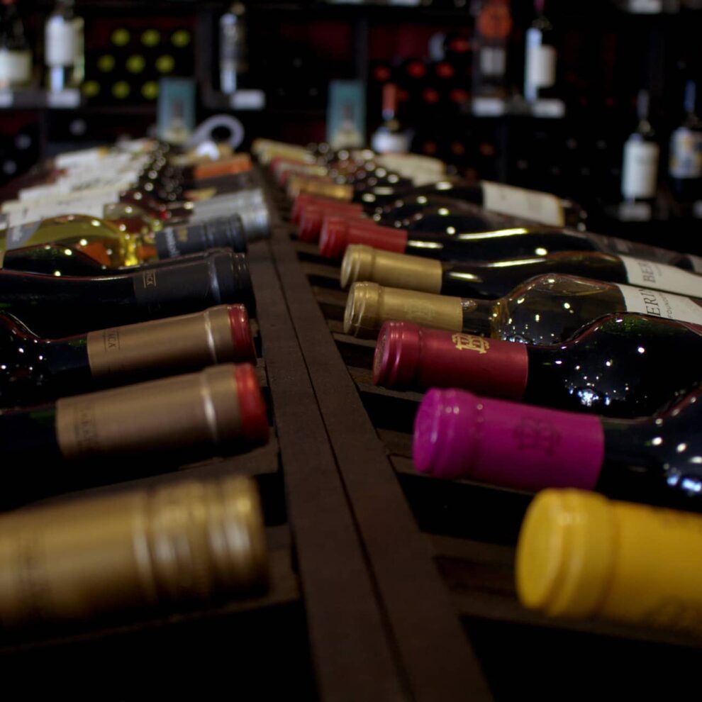 Le Malbec, Cépage Emblématique De Cahors | Vessiere Cristaux